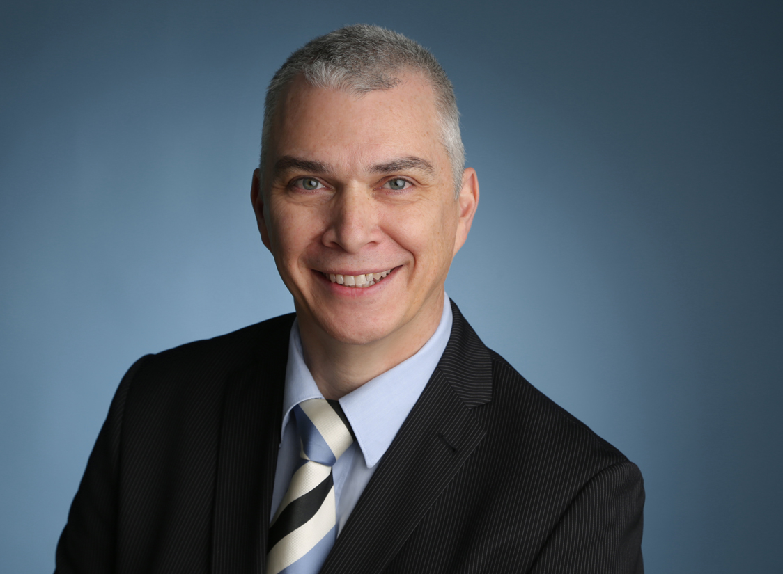 Klare Strukturen. Verlässliche Entscheidungen. – Dr. Bernd Dewitz ...